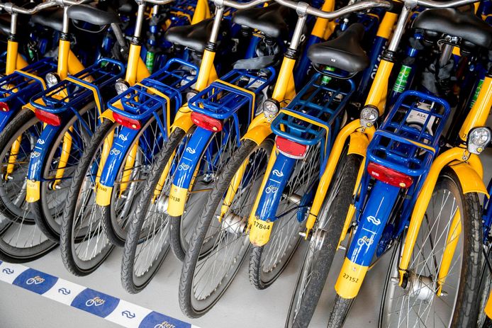 OV-fiets zit het sterkst in de lift op station Eindhoven Centraal ...