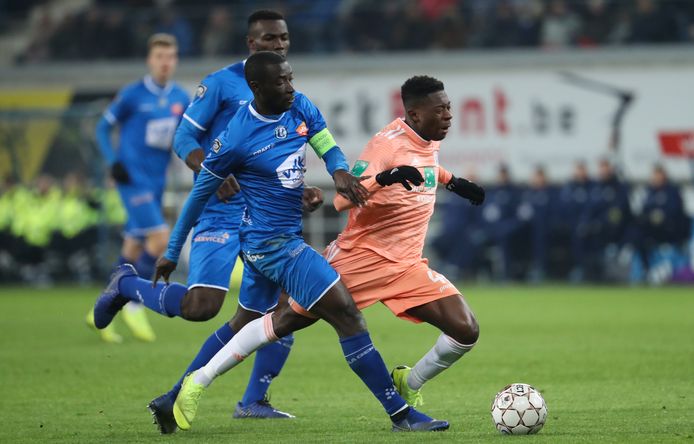 Tweede gele kaart Amuzu louter een jeugdzonde? “Dan ben je er toch niet ...