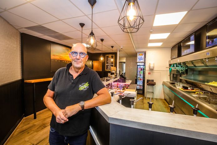Na corona én coma heropent Dirk Coryn (55) frituur in Blankenberge: “Ik ...