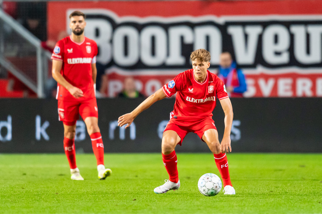 Jonge Gijs Besselink zet volgende stap bij FC Twente: officieel ...
