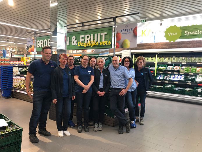 Vernieuwde Aldi-winkel opent de deuren | Laakdal | hln.be