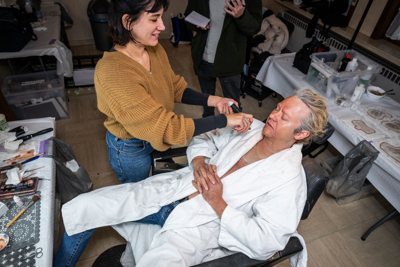 EXCLUSIEF. Wij bezochten de set van ‘Nonkels’: “De maskers van Jelle en ...