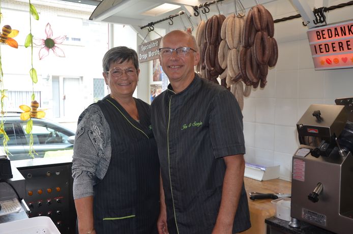 Jos en Sonja nemen na 23 jaar afscheid van slagerij Keymolen: “We ...