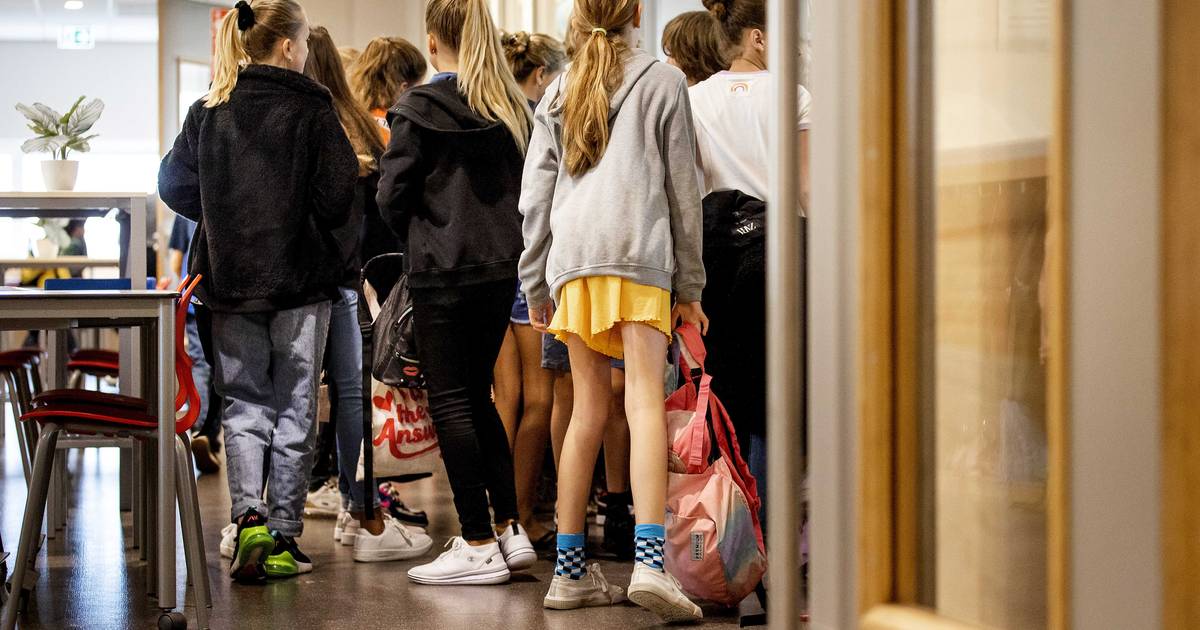 Eerste schoolklassen hebben geen eigen docent meer: ‘Elke dag de vraag ...