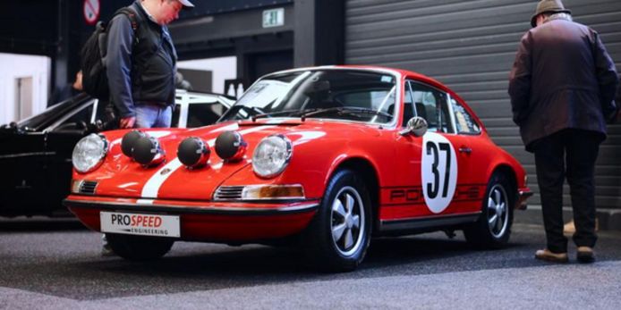 IN BEELD. Flanders Expo weer vol oldtimers: “Een recordaantal ...