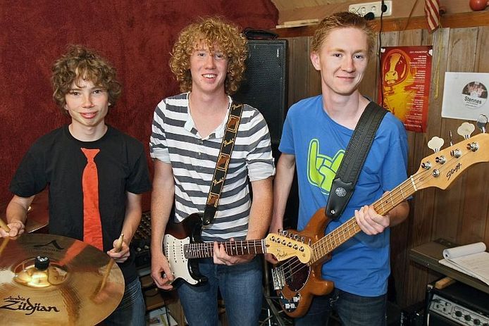 Jonge Stennes blaast bluesrock nieuw leven in | Maas en Waal ...