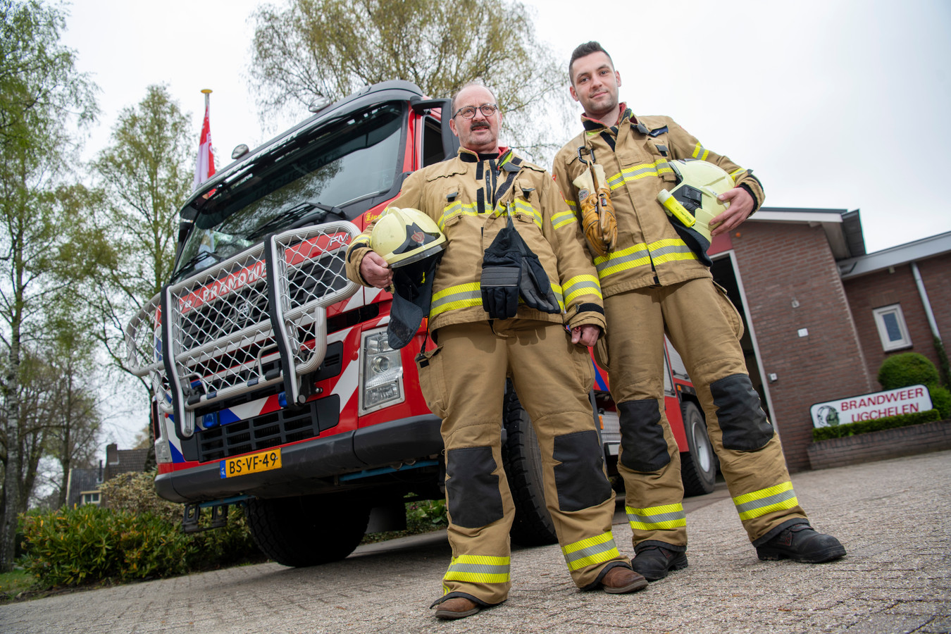 Vader en zoon en hun liefde voor het korps: ‘In Ugchelen blijf je ...