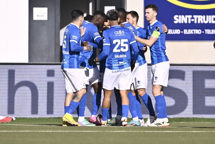 Negenkoppig Genk geeft derbyzege bij STVV alsnog uit handen, slotfase ...