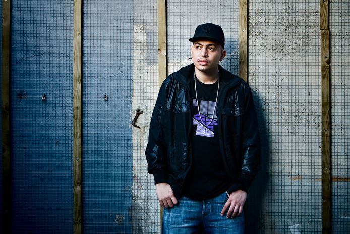 Rapper Fresku uit Eindhoven vraagt volgers te bidden voor pasgeboren ...