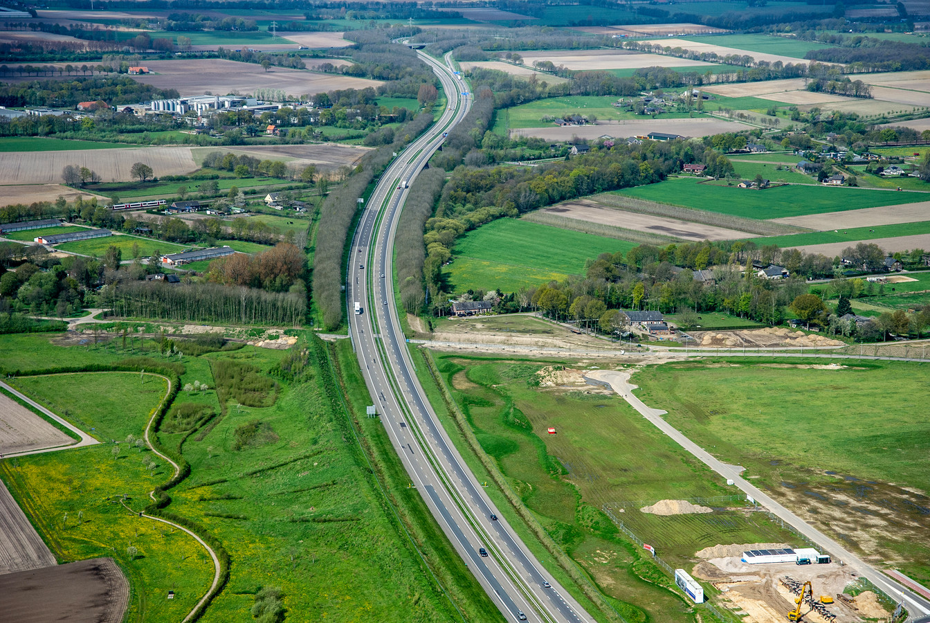 Straks ligt er langs de A73 en A77 misschien wel ter grootte van bijna ...