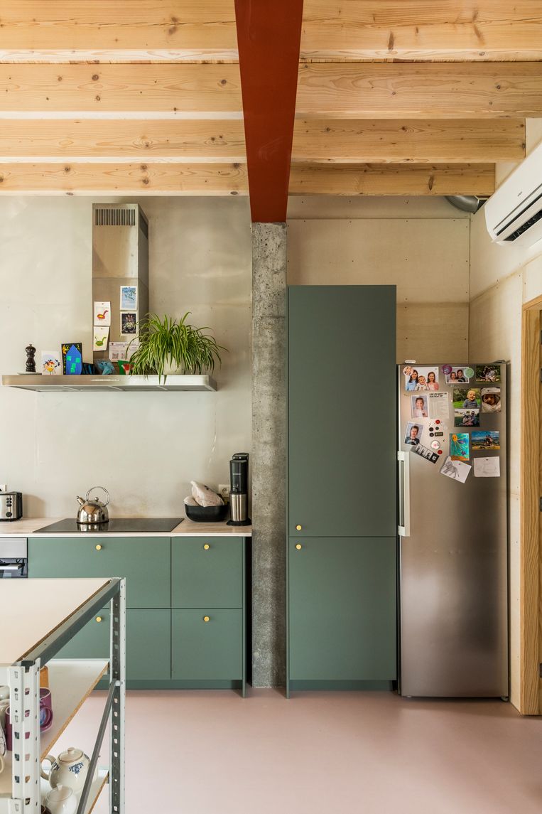 Binnenkijken in een eigenzinnig verbouwd rijhuis: ‘Het is makkelijk uit ...