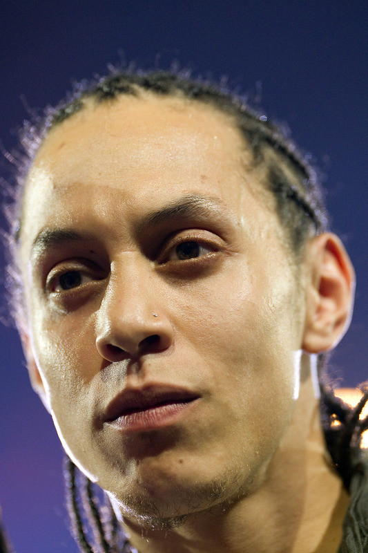 Anouk: Dox had thuis seks met mijn vriendinnen en de oppas | Foto | AD.nl