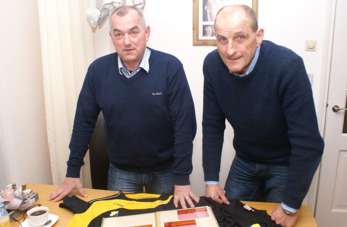 Voetbalvrienden uit Reusel al 50 jaar samen in een elftal | Reusel-De ...