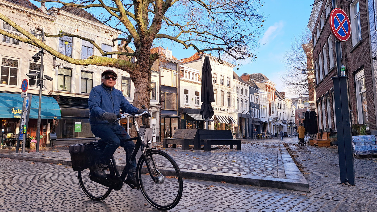 ‘Mijn vrouw kwam vol op haar gezicht terecht’: verhoging Veemarktplein ...