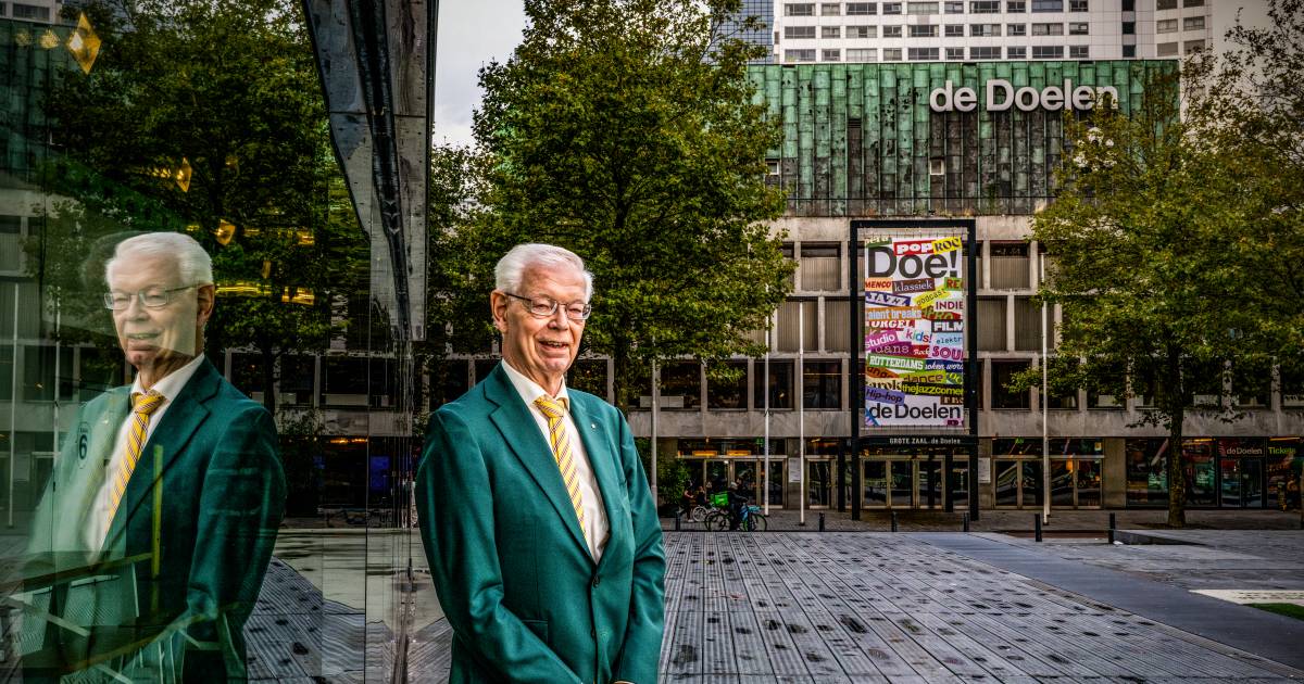 Rinus (82) houdt zó van het Philharmonisch dat hij het in zijn ...