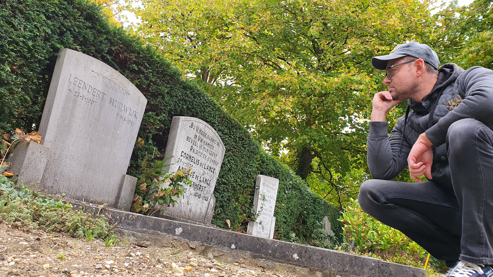 Het graf van de opa van Peter blijft voorlopig intact; Gorinchem ...