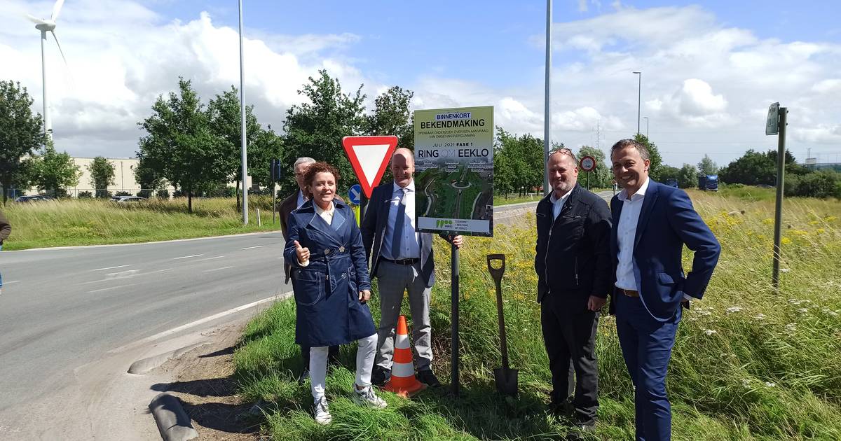 Vlaams minister Peeters bezoekt mobiliteitsproject Ring rond Eeklo ...