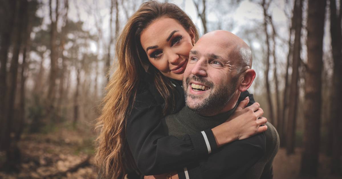 Miss België Chayenne stelt 20 jaar oudere vriend voor: “Ik heb geen man ...