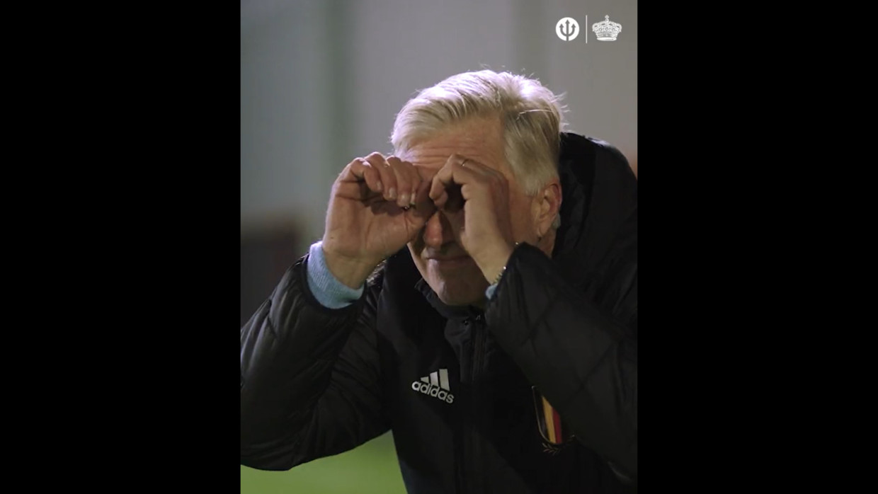 Koning Filip wordt een écht modern staatshoofd terwijl hij hengelt naar ...