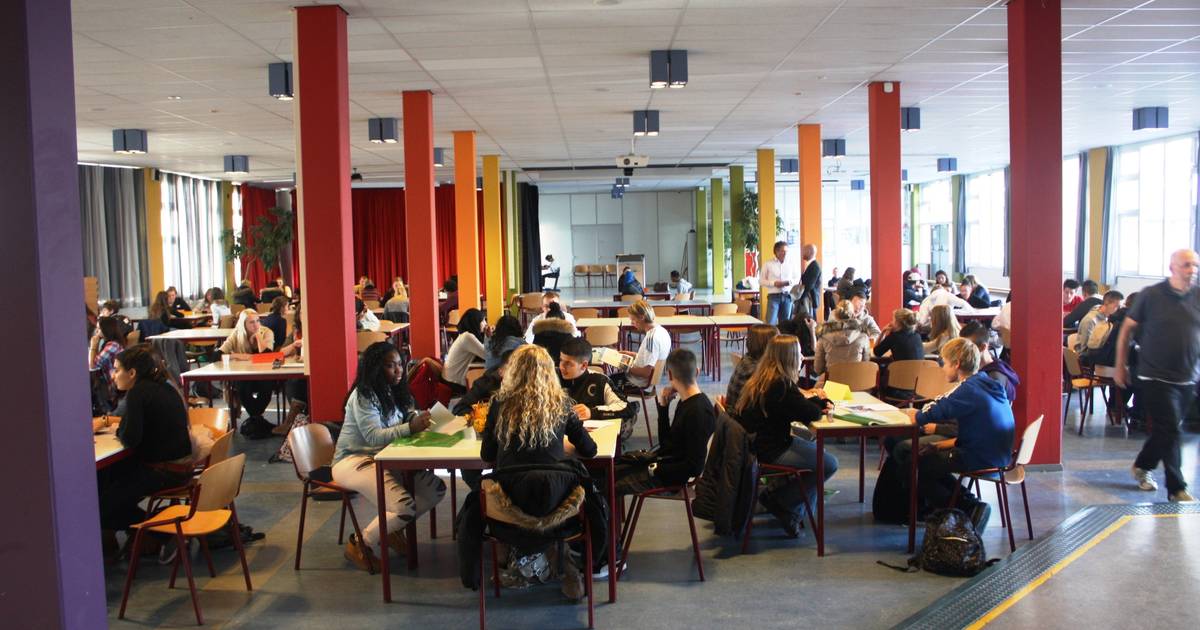 ID College gaat na fusie verder als MBO Rijnland | Groene Hart | AD.nl