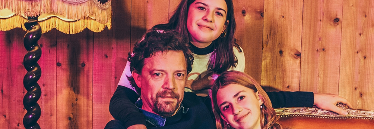 Jonge Leeuwen: Cato (15) en Marilou (12), dochters van Ben Segers (44 ...