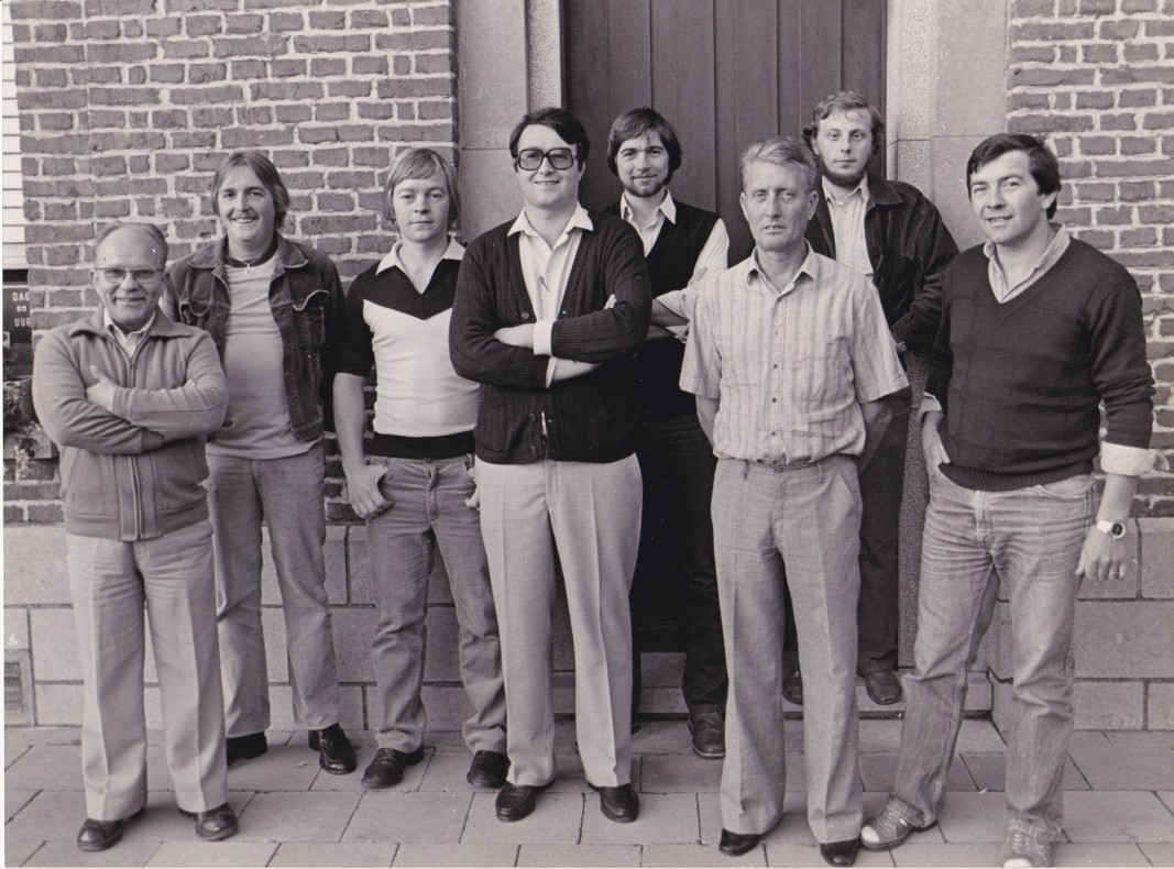 Kapelse Wielerclub blaast 50 kaarsjes uit en wordt Koninklijke ...