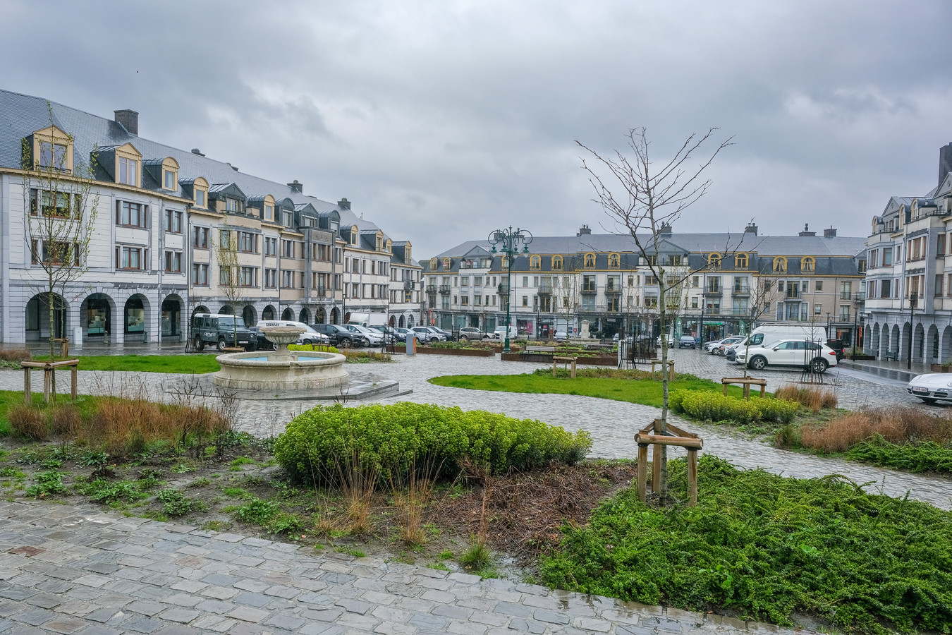 HUIZENJACHT. Wemmel, waar villa’s vaak voor meer dan één miljoen worden ...