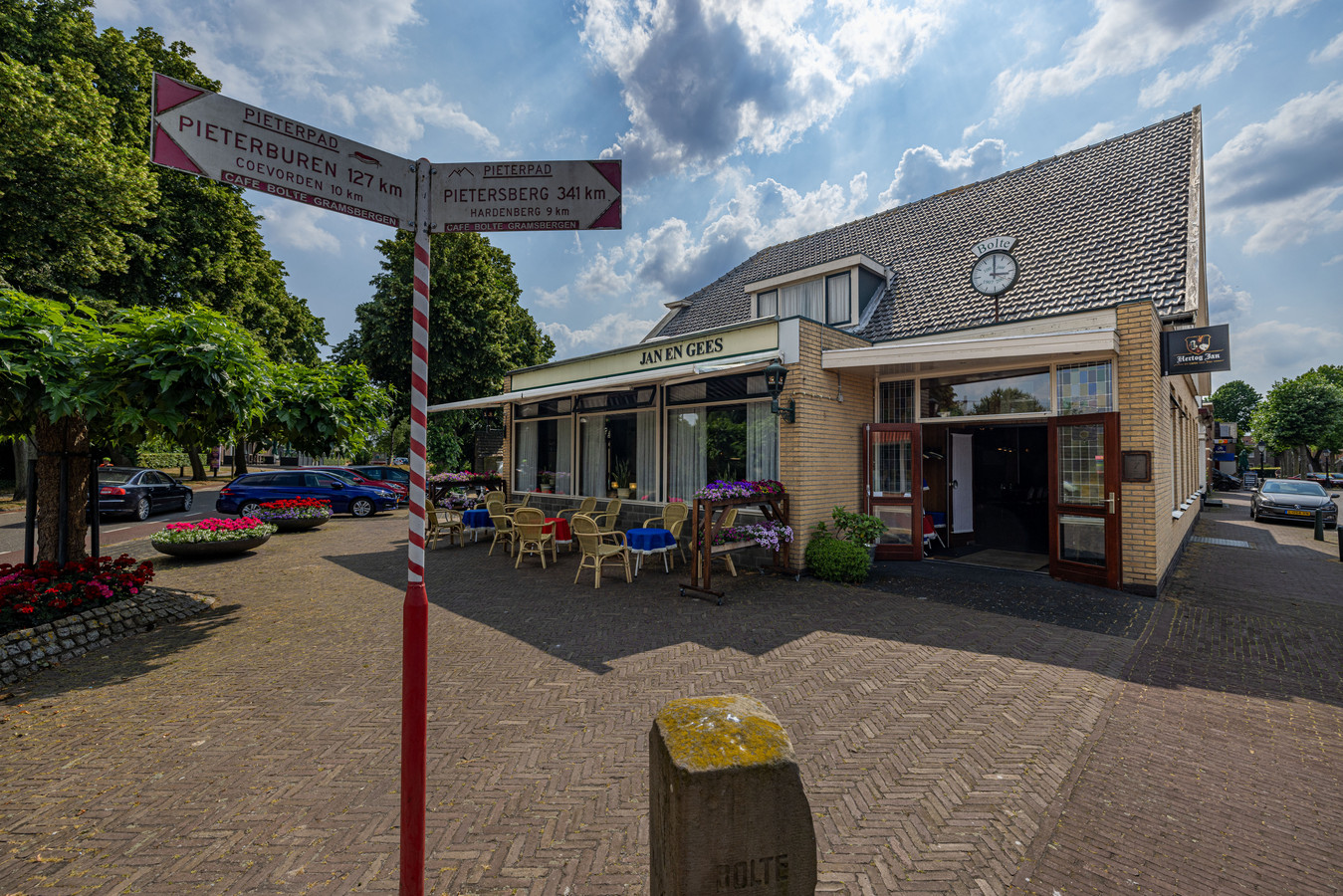 Bruine kroeg zeldzamer, maar deze cafés overleven: ‘Als ze komen, staat ...