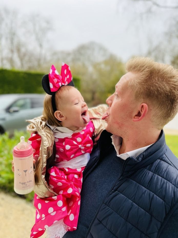 Marie-Claire verkleedt zich als ‘Minnie Mouse’ | Kortrijk | hln.be