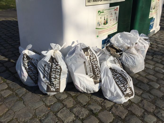 Zwerfvuilactie en inzamelactie IT-materiaal | Zwalm | hln.be