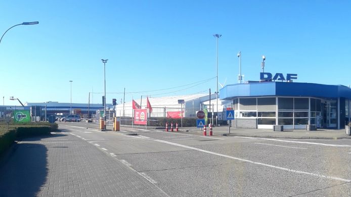 Amper beweging bij DAF Trucks nadat vakbonden opriepen thuis te blijven ...