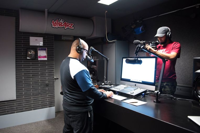 Hiphopplatform 101Barz verwijdert video’s van drillrapgroepen na ...