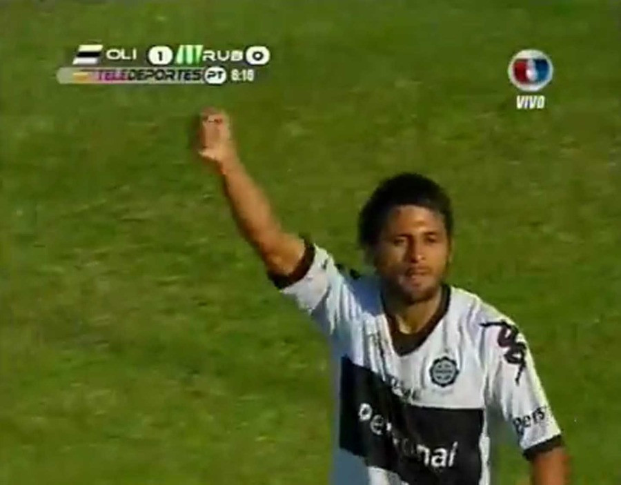 Le cousin de Messi, véritable star au Paraguay (vidéo) | Foto | 7sur7.be