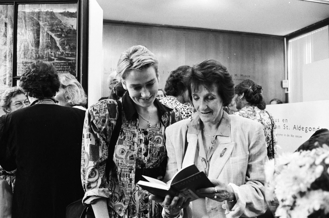 De Bredase jaren van de (bijna) 100-jarige Marga Minco: ‘Ik draag de ...