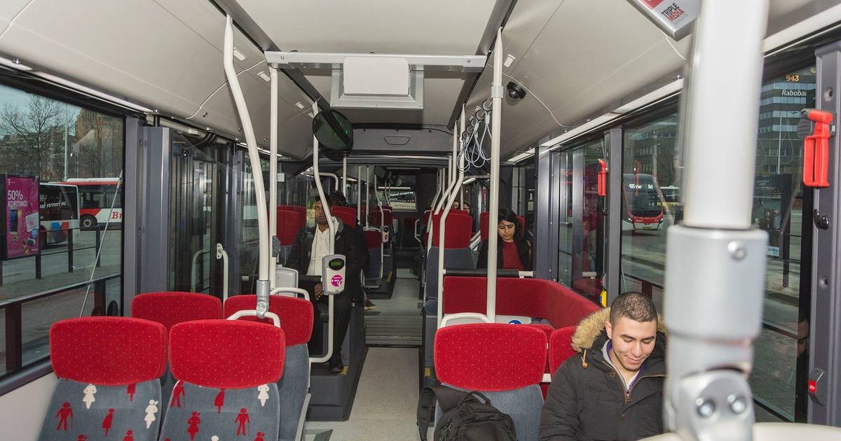Hoe bevallen de nieuwe elektrische bussen in Eindhoven? | Eindhoven | AD.nl