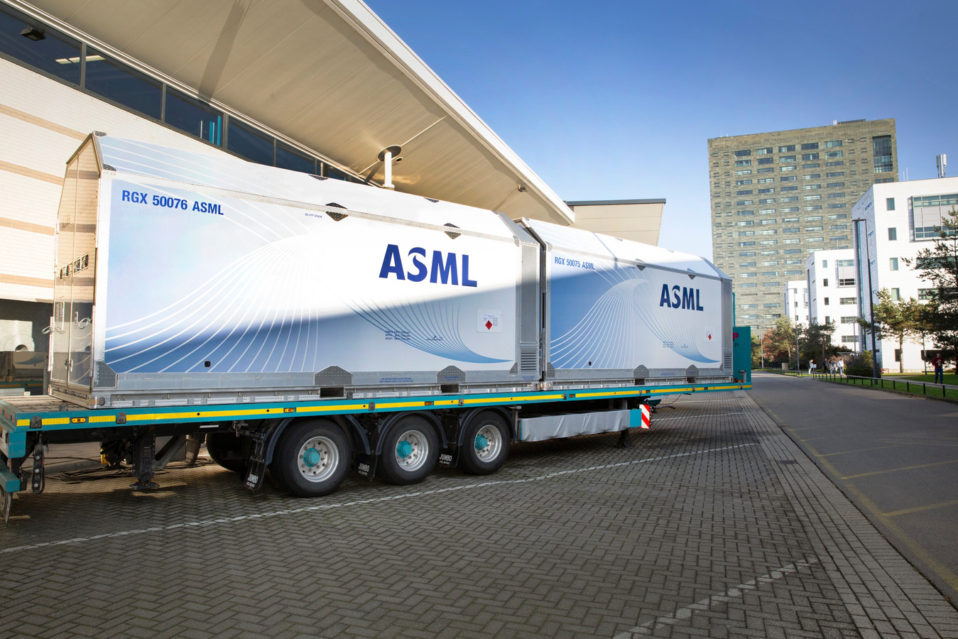 Voor ASML was coronacrisis snel voorbij; Veldhovens bedrijf Nederlands ...