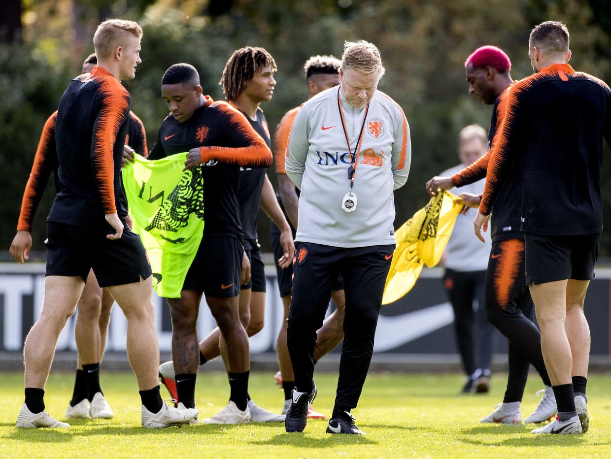 Een goed gevoel bij de aftrap van Nederland - Duitsland | De Volkskrant Een goed gevoel bij de aftrap van Nederland - Duitsland | De Volkskrant
