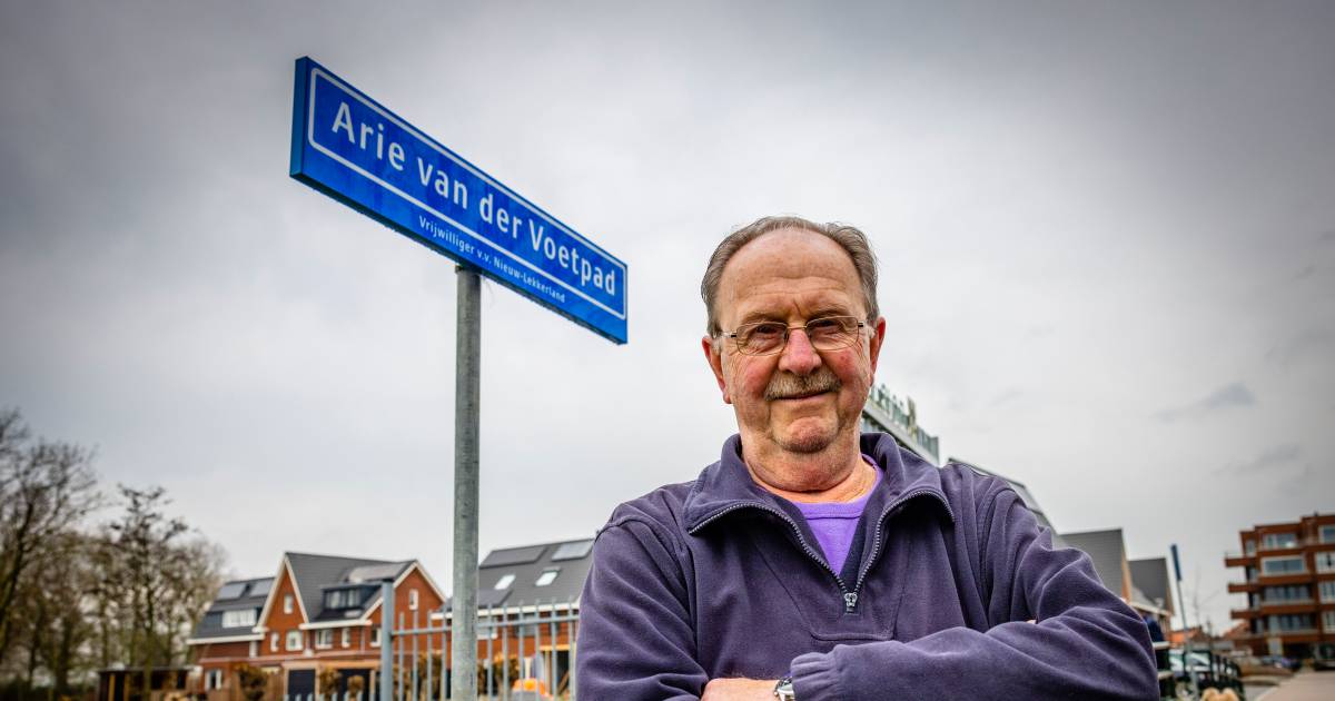 Arie (75) was eerder ingeschreven bij ‘de voetbal’ dan bij gemeente ...