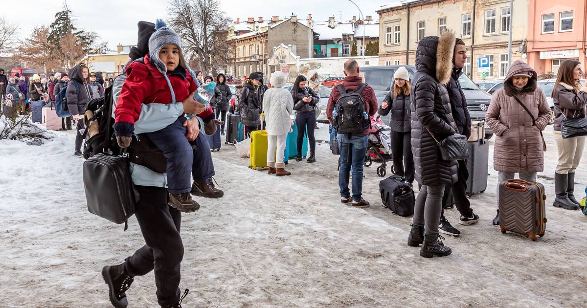 Poolse grenswacht ziet meer mensen vertrekken naar Oekraïne dan er ...