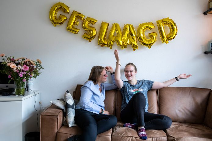 Saskia (17) maakt zich zorgen om het loslaten van de coronaregels ...