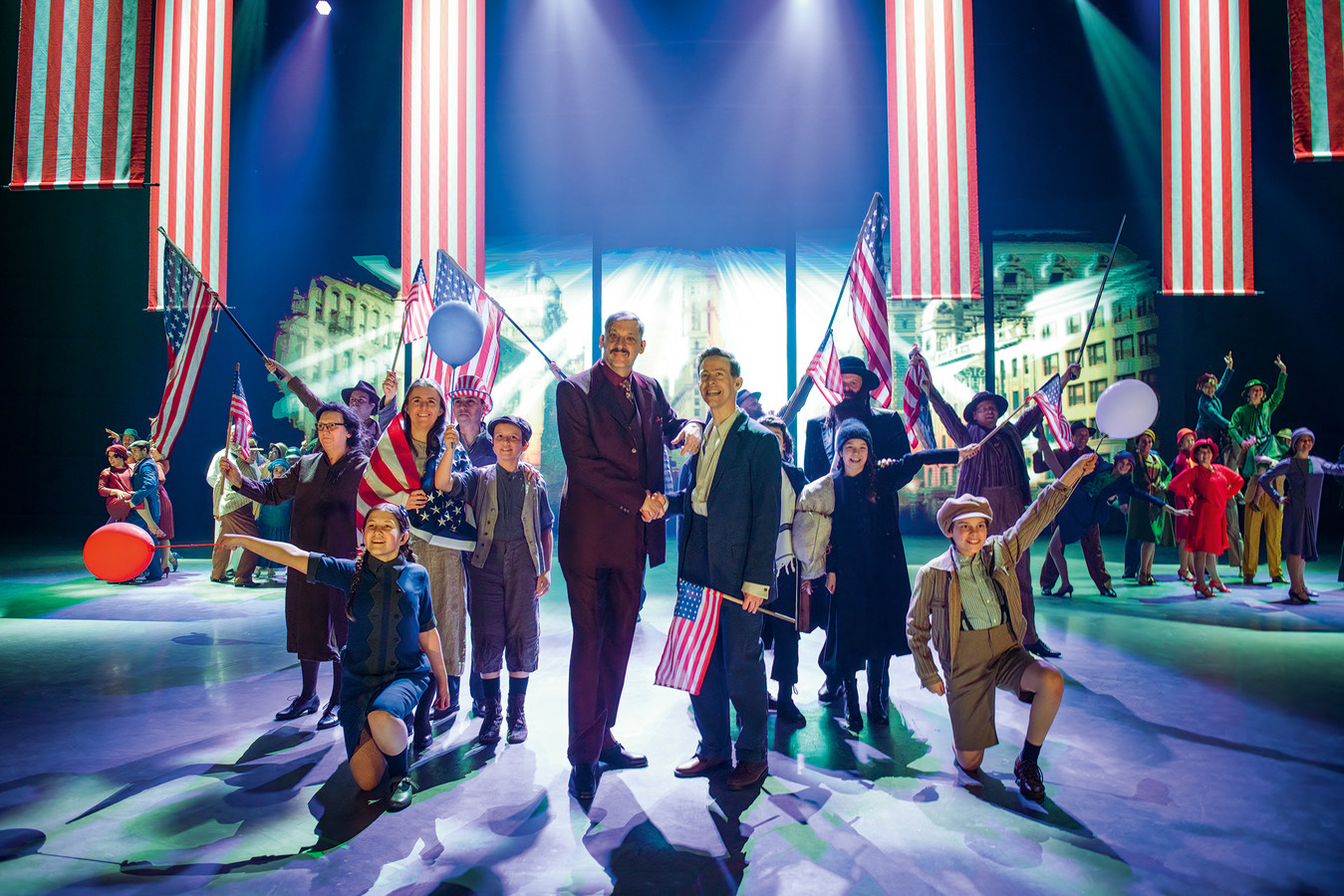 Een dag in mineur: Studio 100 moet beide shows van ‘Red Star Line ...