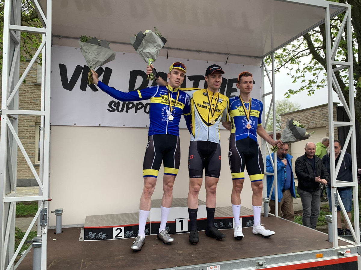 Stef Rogier herovert zijn provinciale trui in Liedekerke: “Die ...