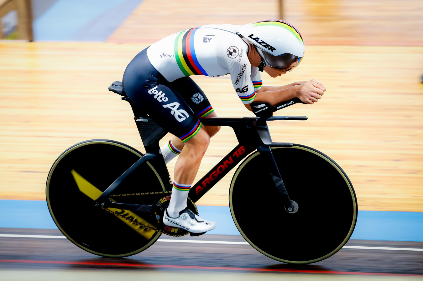 Michel Wuyts brengt ode aan Lotte Kopecky, uw Belg van het Jaar: “Haar ...