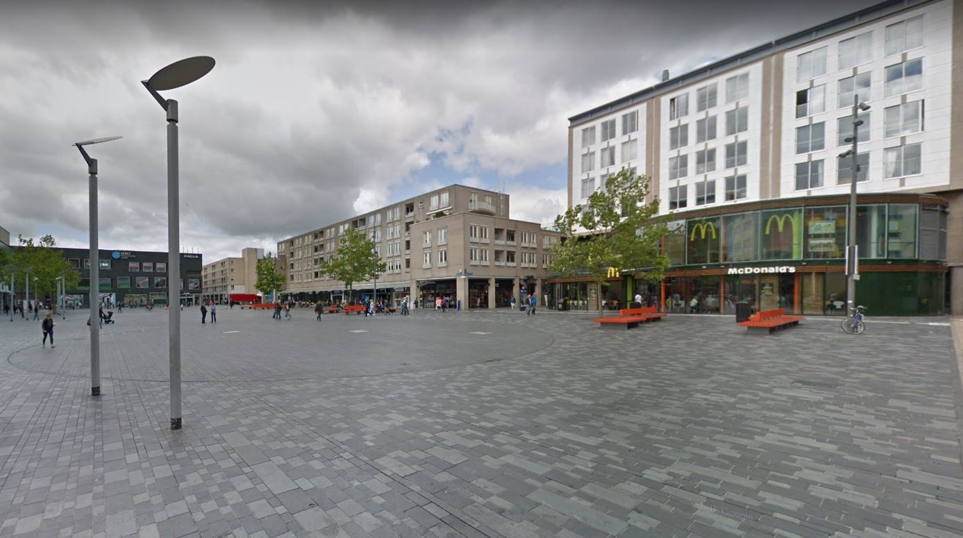 Dode na schietpartij in centrum Almere | Foto | AD.nl