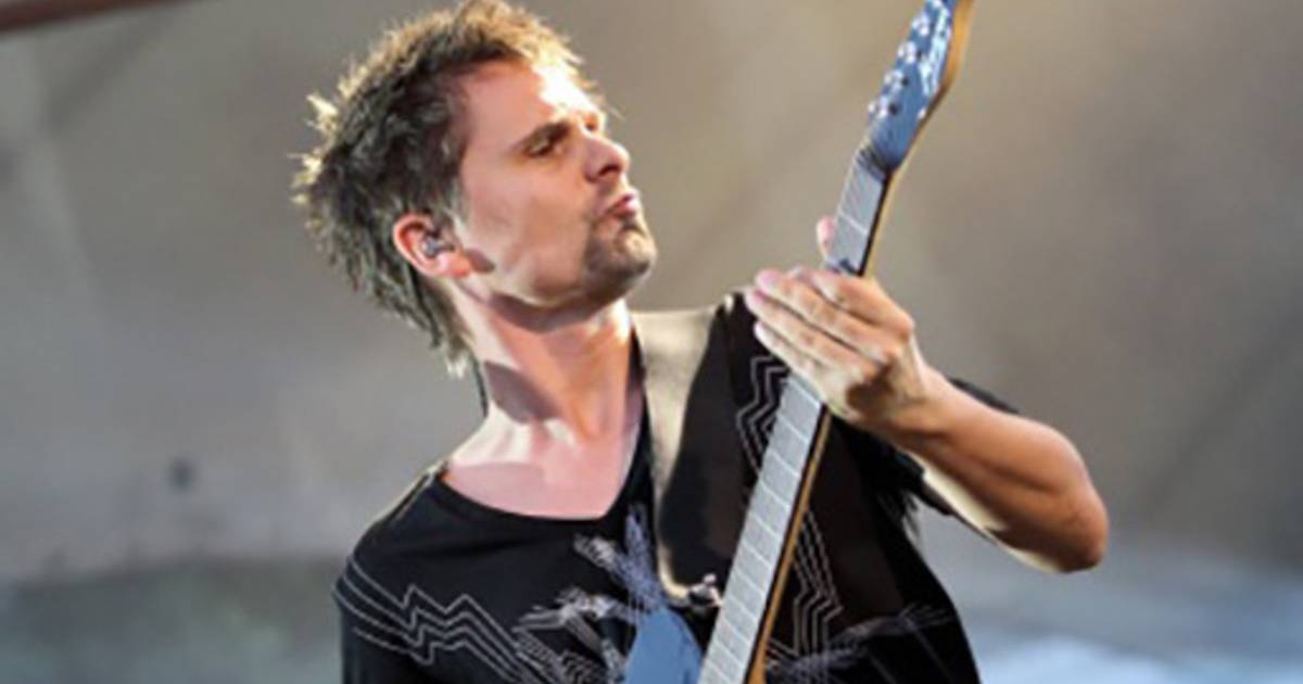 Muse-frontman datet met model uit 'Blurred Lines' | Showbizz | hln.be