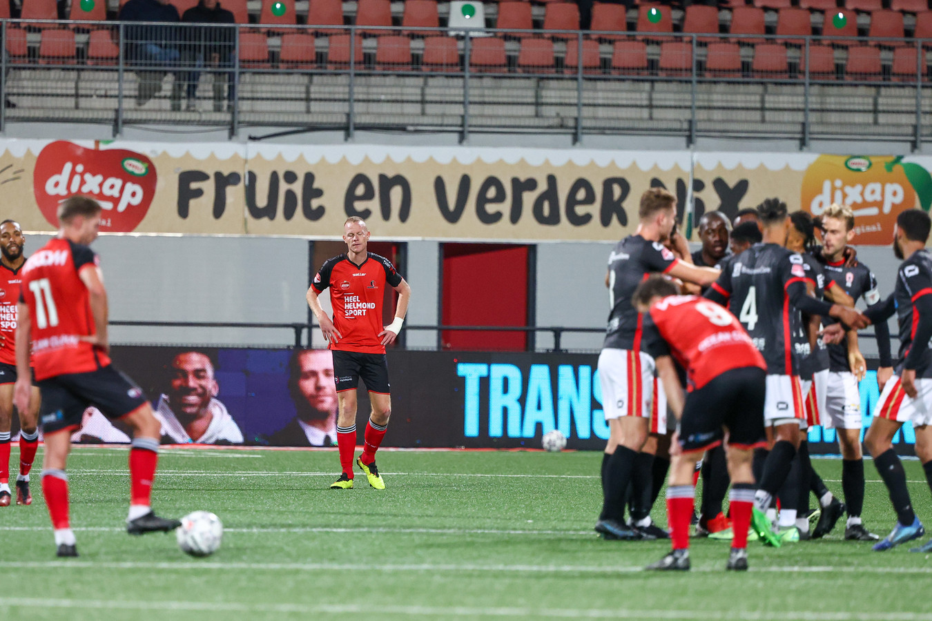 Leidsman laat lijdensweg Helmond Sport voortduren: zevende nederlaag in ...