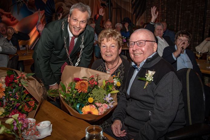 Lintje voor Riet van Gestel voor haar grote inzet als mantelzorger ...