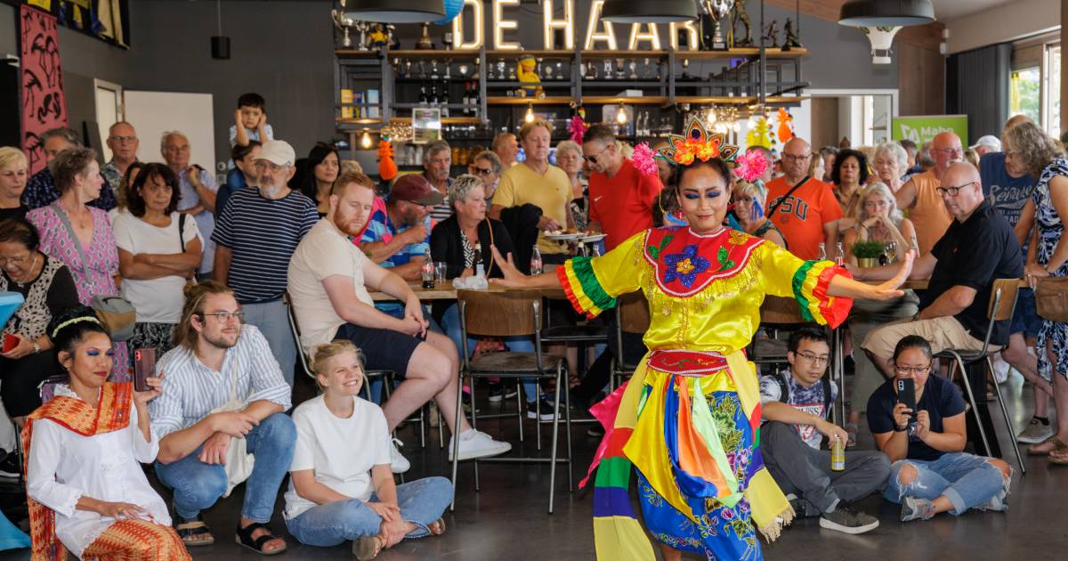 Pasar Malam in Randwijk is reünie voor Molukkers die er woonden in ...