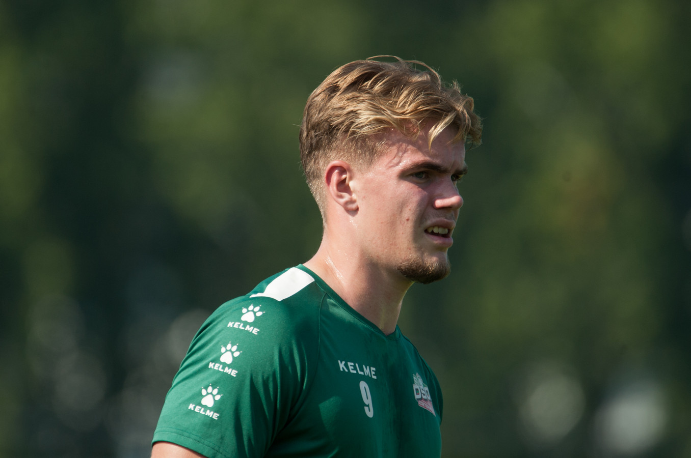 Koen (17) voelde zich bij profclub niet meer gewaardeerd en keerde ...