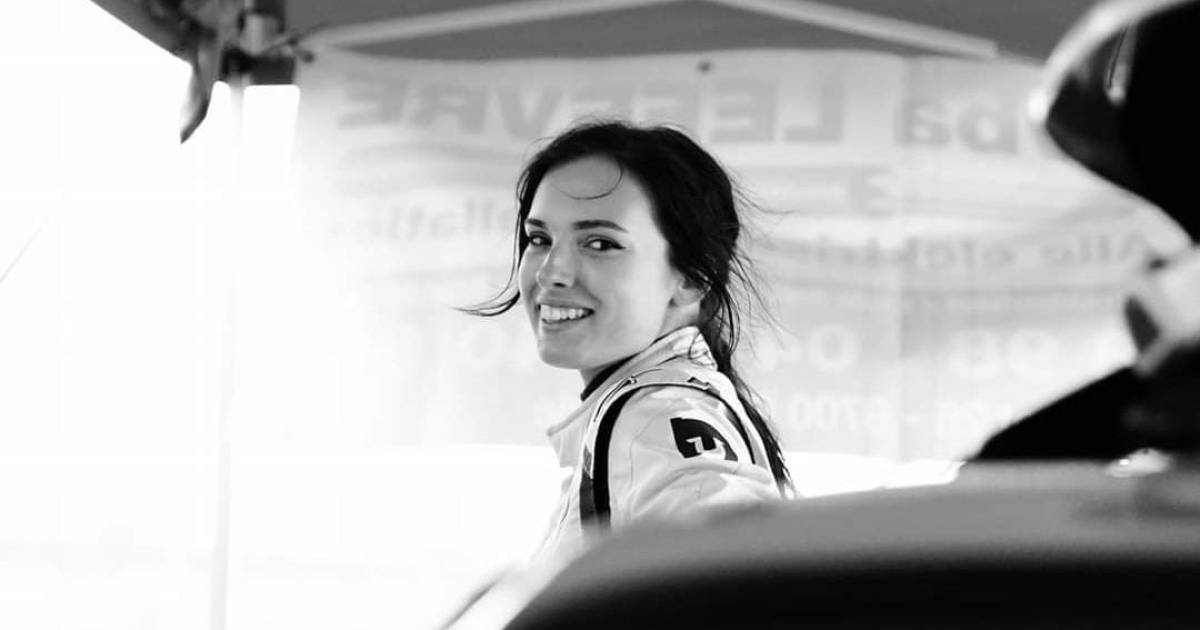 Anouck (20) treedt ondanks ongeneeslijke spierziekte als co-pilote aan ...